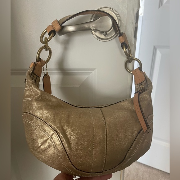 Coach | Bags | Euc Coach Gold Metallic Purse | Poshmark